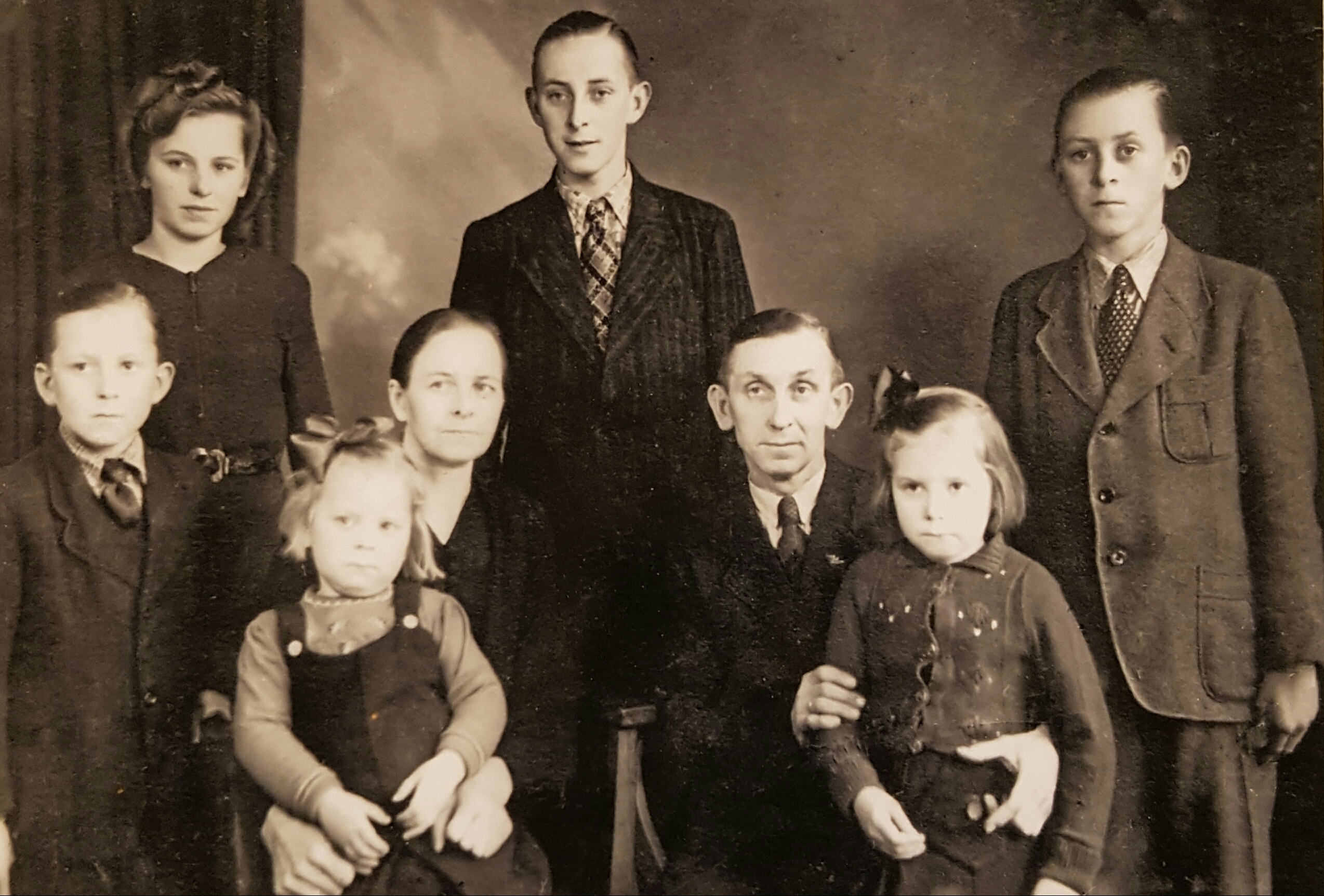 HEESE, Henry “Heinz” Karl - Springfield Funeral Home & Crematorium ...